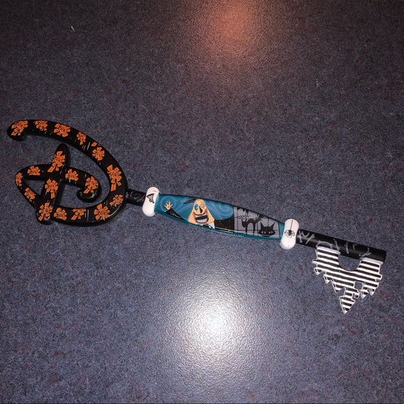 Disney | Other | Disney Nbc Collectible Mystery Key Mayor | Poshmark